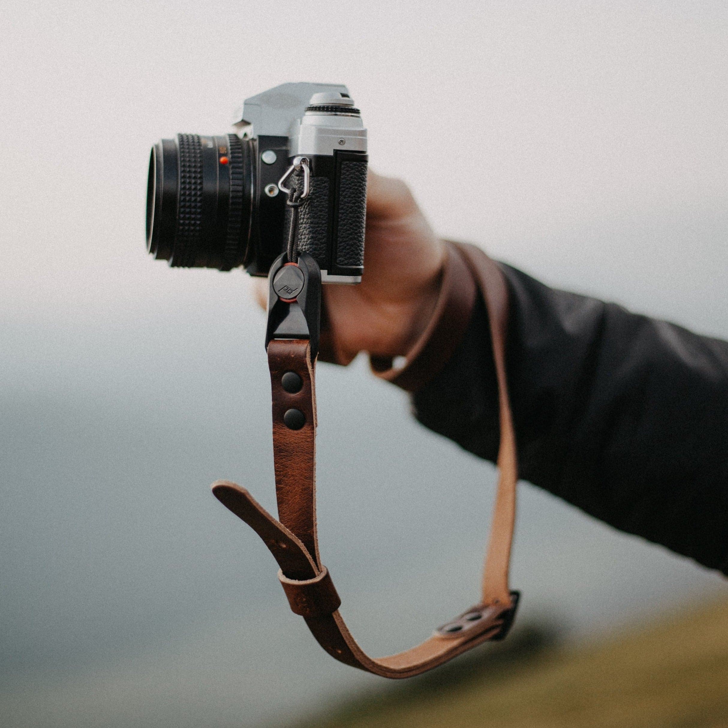 Adjustable Anchor Strap (Peak Design AL) – Clever Supply Co.